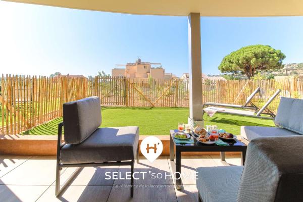 Select'sohome - Appartement Pour 4 Personnes à Quelques Pas De La Plage De Saint-clair - 3 éToiles - Parking Souterrain Privé, Jardin Et Terrasse - 180sud-b02 - Le Lavandou