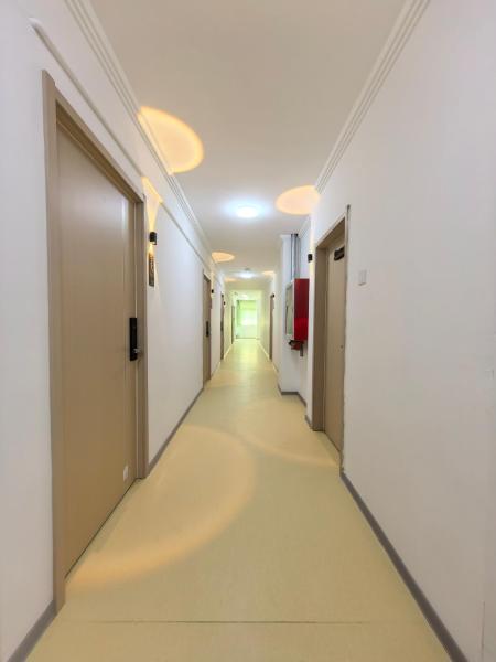 Monkey Light Youth Hostel - Qingdao