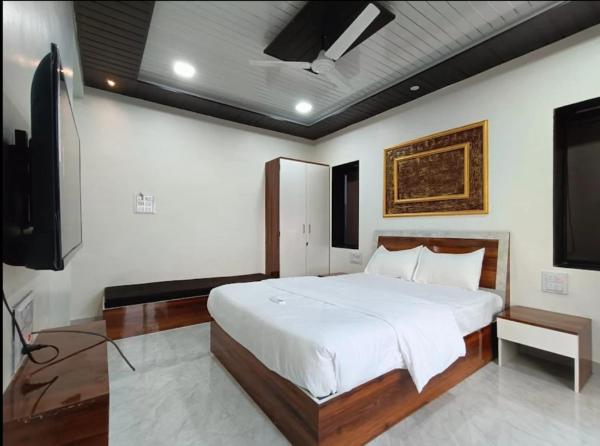 Vrindavan Beach Resort - Diveagar