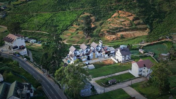 Montagna Luxury Hotel - Nuwara Eliya
