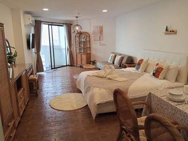 Vintage Style Jomtiean355 - Rayong