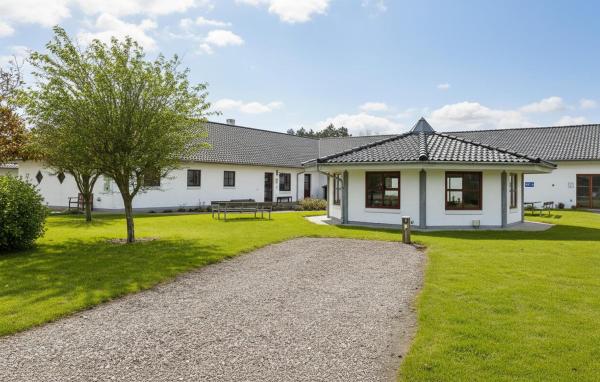 Gorgeous Apartment In Rømø With Sauna - Denmark