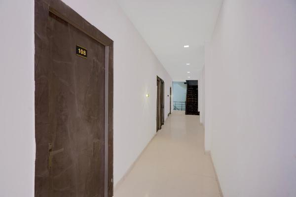 Hotel O Star City Guest House - Ghaziabad