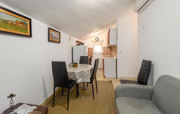Amazing Apartment In Porec Cie965 - Funtana