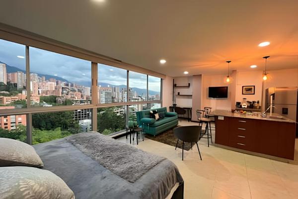 Exclusive Apt In Poblado, Central Location - Medellín, Colombia