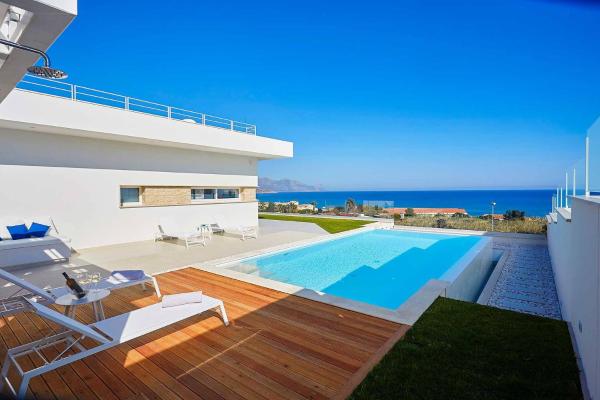 Villa Darda Con Piscina E 3 Camere Da Letto - Italia