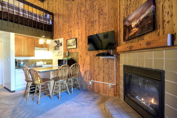 (A209) Loft Condominiums - Yosemite Valley, CA