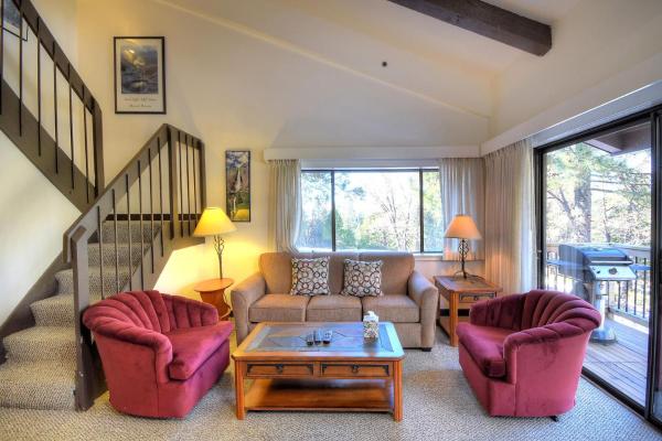 (A212) Loft Condominiums - Yosemite Valley, CA