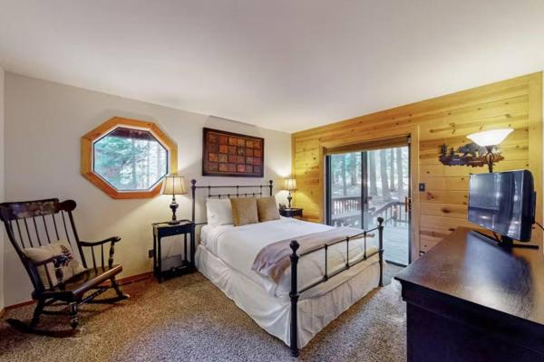 Outdoor Fun Pets Ok Minutes From Ski Areas - Truckee, CA