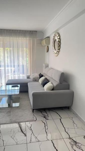 Layena Queen Home - Antibes