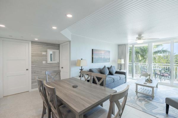 The Grand Cayman | Beautifully Remodeled Key West Condo! - Key West, FL