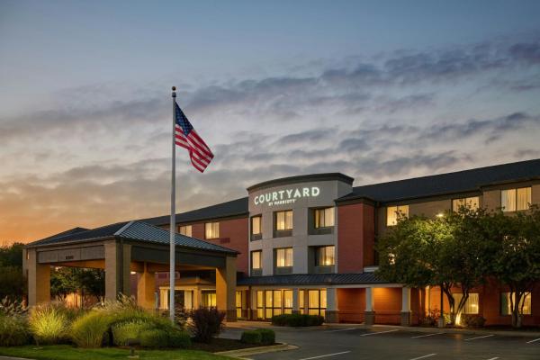 Courtyard By Marriott Kansas City Shawnee - Olathe, KS