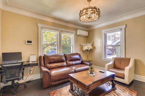 Easy Commute To Newark And Nyc! Extended Stay Unit - Livingston, NJ