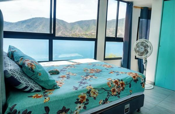 Casa Frente Al Mar En La Montaña - Santa Marta, Colombia