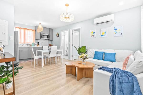 Honolulu Central 1 Bd 1 Ba - Honolulu, HI
