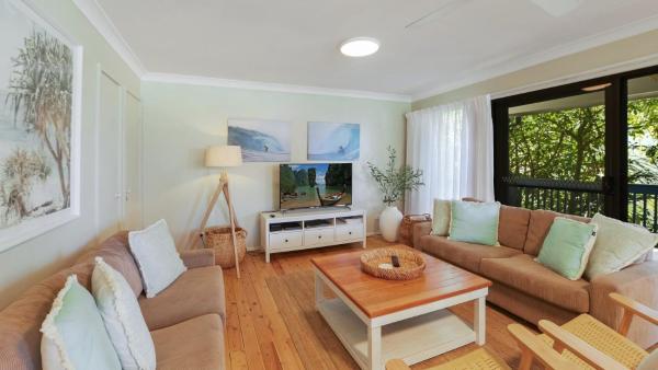 Hear The Waves - Enjoy The Sea Breezes - Central Coast