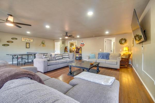 Private Dock Grand Lake Family Home - Oklahoma