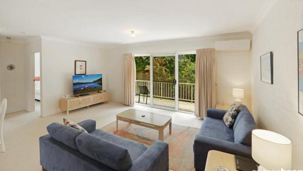 Evening Soiree - Good Position - Avoca Beach