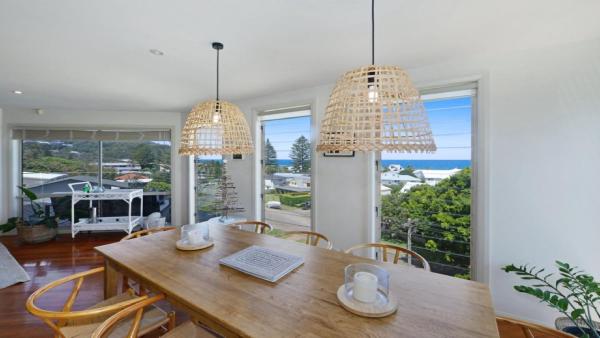 Elegance On Elgata - Bright And Breezy - Avoca Beach