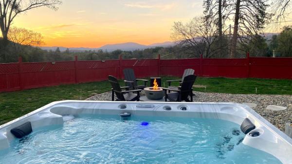 Bonanza Ranch - Near Yosemite South Gate / Hot Tub - Oakhurst, CA
