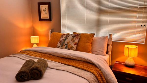 Searle Cottage - George