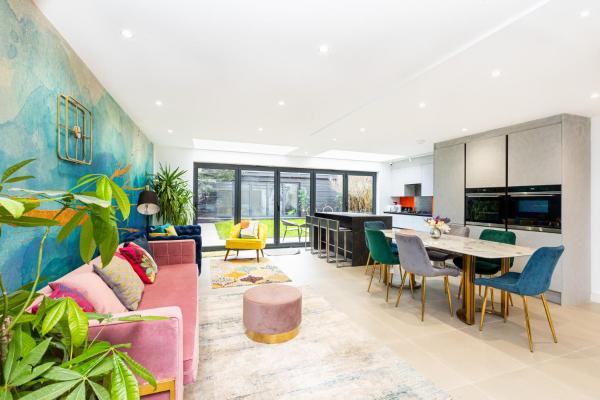 3br Oasis Near Hampstead Heath With Garden And Parking - London, UK