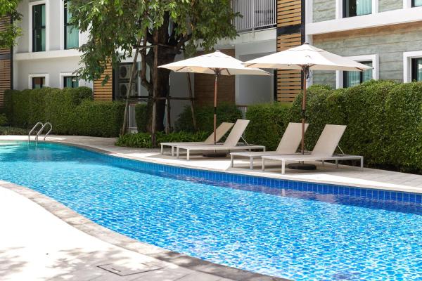 Cozy Apartment At Rawai With Pool Access - Phuket
