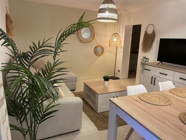 Evasion Camarguaise Entre Mer Et Traditions, T2 Climatisé - Plage de Saintes-Maries-de-la-Mer