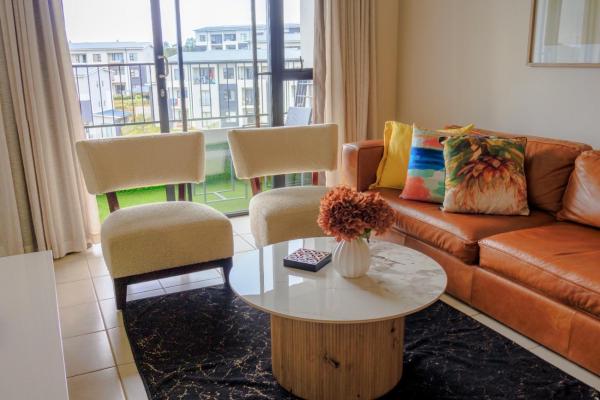 Charming 2 Bedroom Apartment - Dolphin Coast