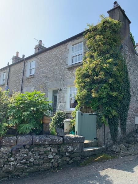 Rock Cottage - Log Burners And Jacuzzi Bath - Arnside