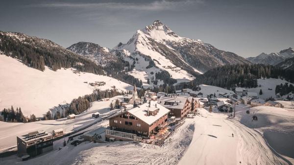 Alpenparks Hotel & Apartment Arlberg Warth Mit Pool - Lech