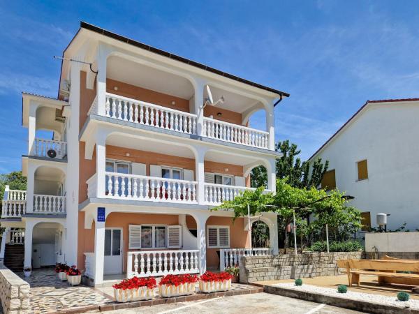 Apartment Zora-4 By Interhome - Lopar