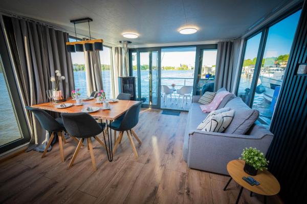 Luxuriöses Hausboot Roma Woma D13 - Deutschland