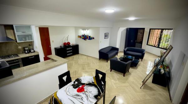 Apartamento En La Urbanización Campo Alegre Chacao - Caracas
