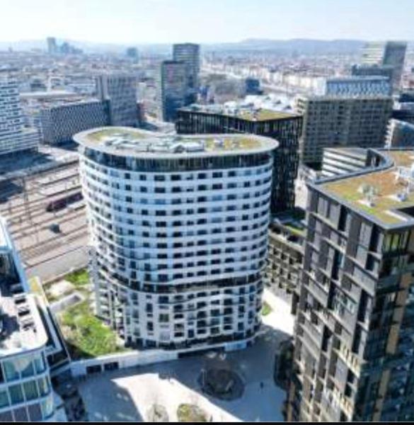 Am Hauptbahnhof 17 Stock Panorama - Schwechat
