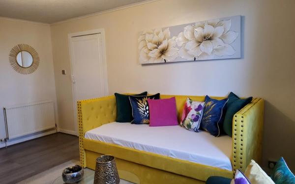 2 Bedroom, 5 Beds, Parking 3 Tvs - Aberdeen