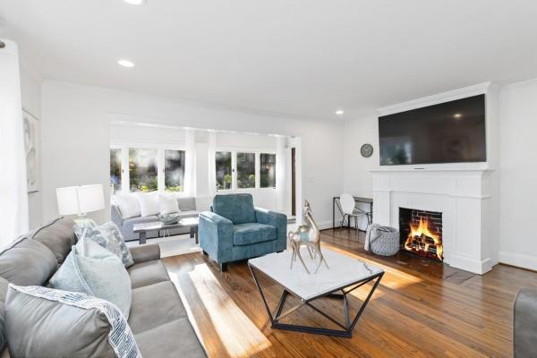 Elegant 4br Oasis In Atlanta! - Buckhead