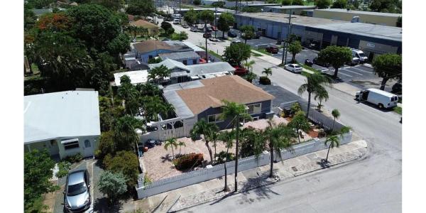 Soso Design District Haven Charming Historic Retreat - West Palm Beach, FL