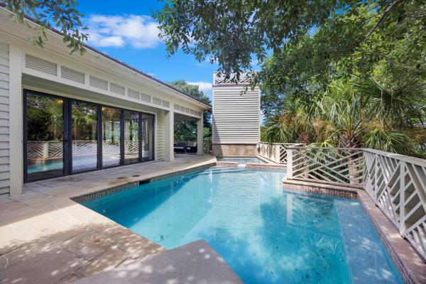 Av9-02: 9 2nd Avenue - Charleston, SC