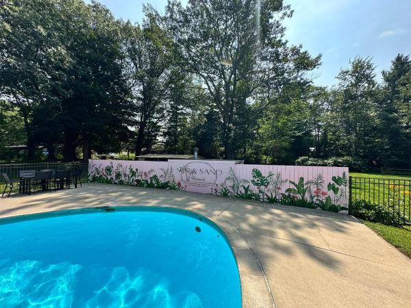 Sun & Sand Resort - Port Austin, MI