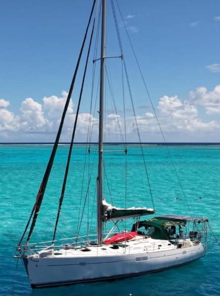 Bora Bora Ou Maupiti Sur Un Voilier - Tahiti