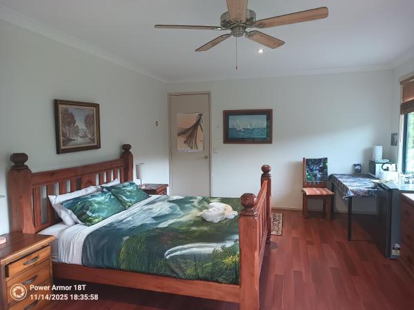 Quand0ng Valley Inn The Waterfall Room - Mullumbimby
