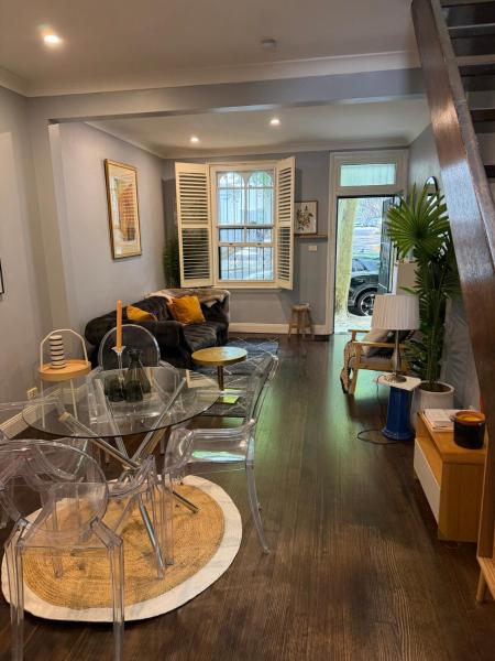 Classy 2br Apartment In Darlinghurst With Parking - Camperdown