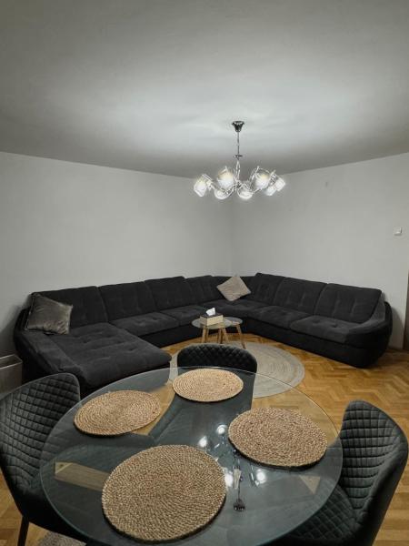 Central Apartment Km 0 - Craiova