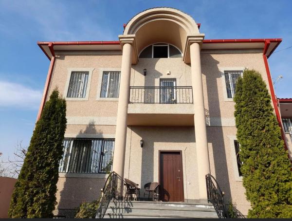 Avan Luxury Villa - 耶烈萬