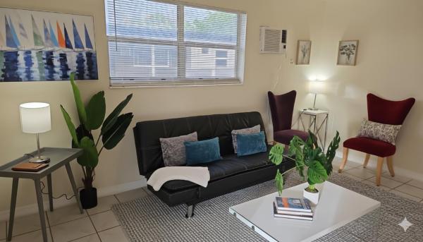 Hollywood Beach 1br In Gated Property King Bed! - Broward County, FL