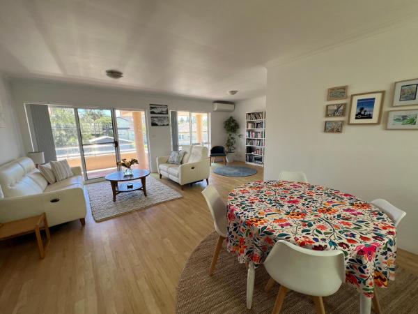 Warriewood Waves - Beachside Retreat For Two - Dee Why Beach, New South Wales