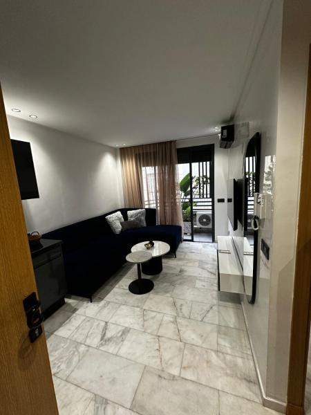 Studio Centre Ville 2 Min Stadium Avec Fibre Optique - Casablanca