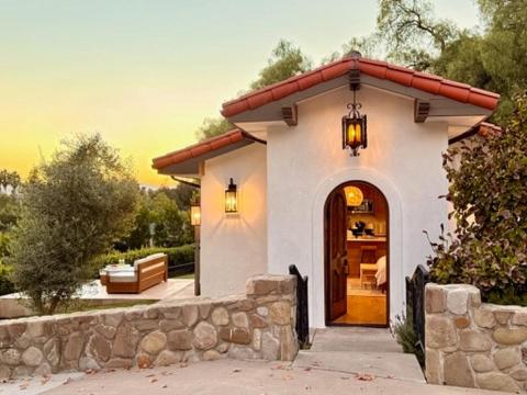 Chumash Chapel - Luxury Historic Ojai Villa - Ojai, CA