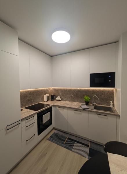 Sadba Apartment, 1-4 Guests, Free Parking & Wifi, 15 Min From Downtown - Pezinok